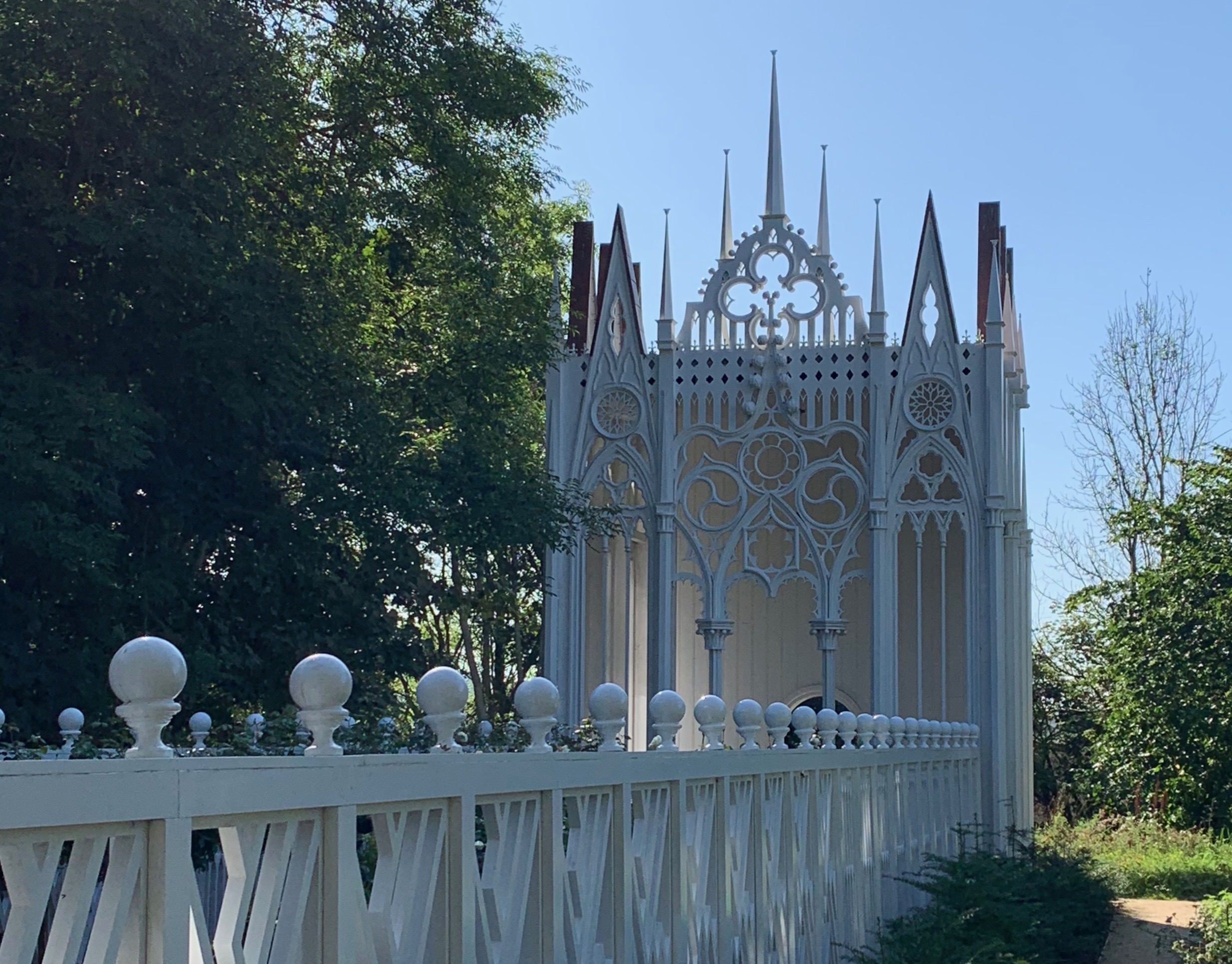 The Rose Walk, Jupiter Artland, near Wilkieston, West Lothian – The ...