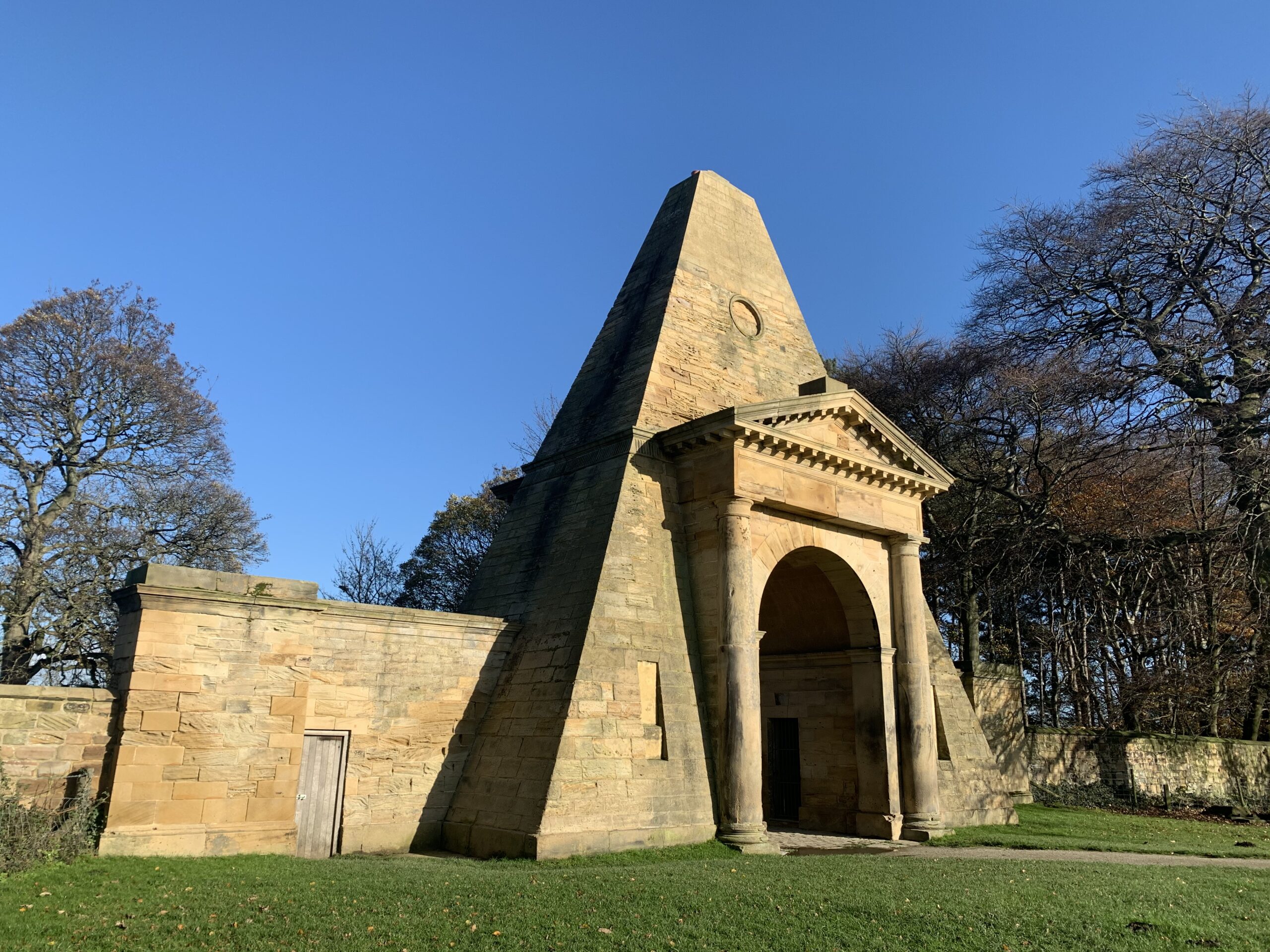 Obelisk Lodge, Nostell Priory, West Yorkshire – The Folly Flaneuse