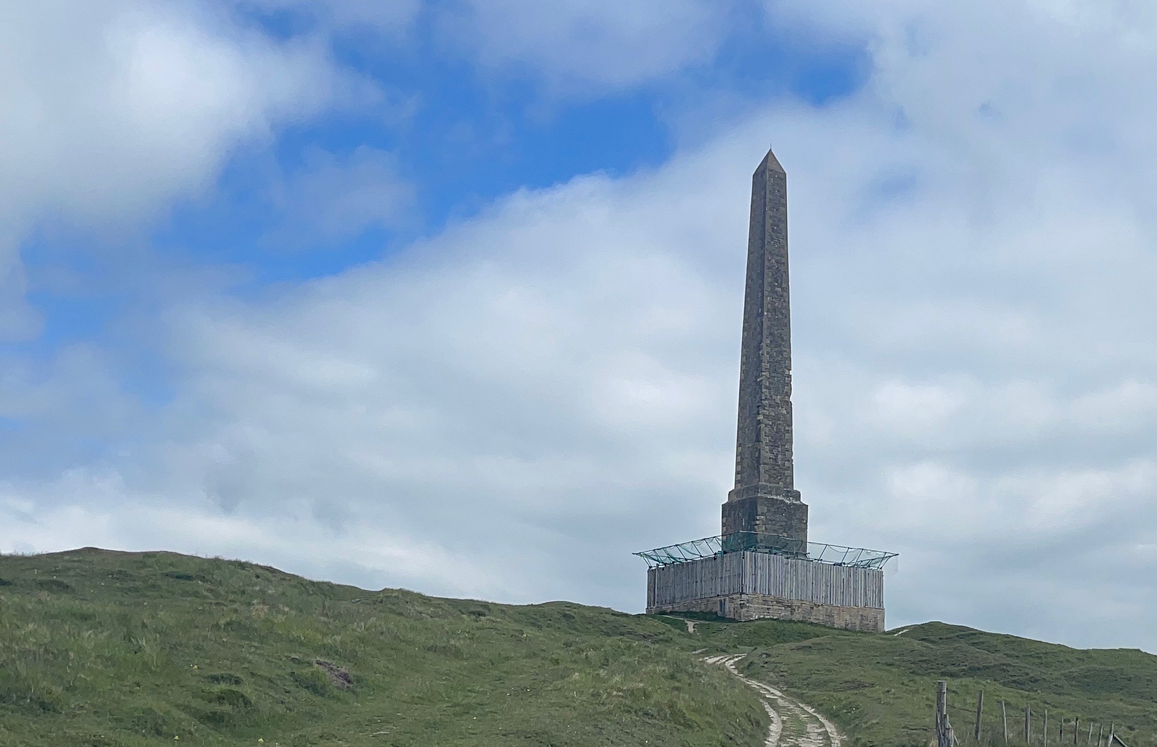 Lansdowne Monument – The Folly Flâneuse