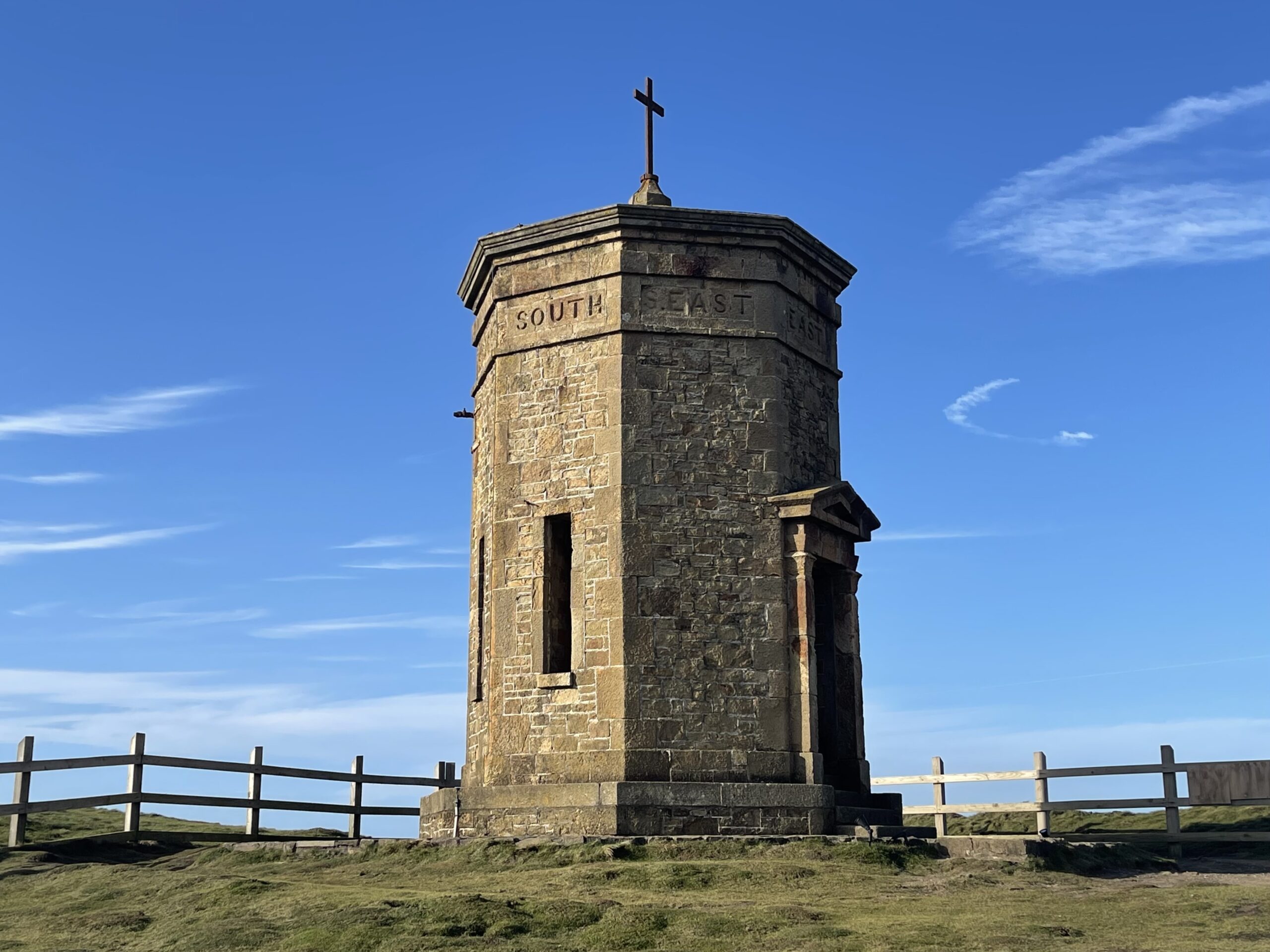 The Storm Tower, Bude, Cornwall – The Folly Flaneuse