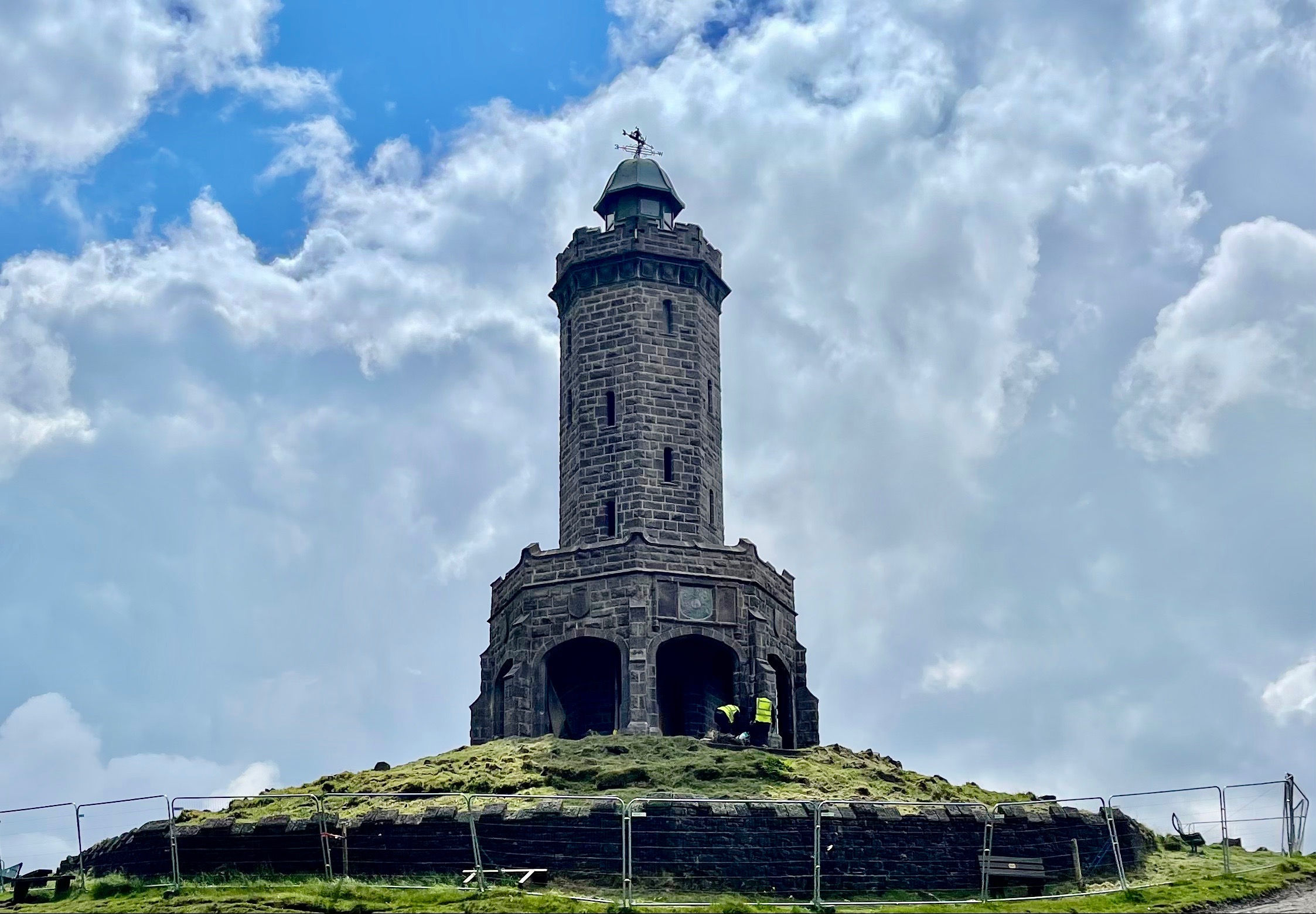 Darwen Tower, Darwen, Lancashire – The Folly Flaneuse
