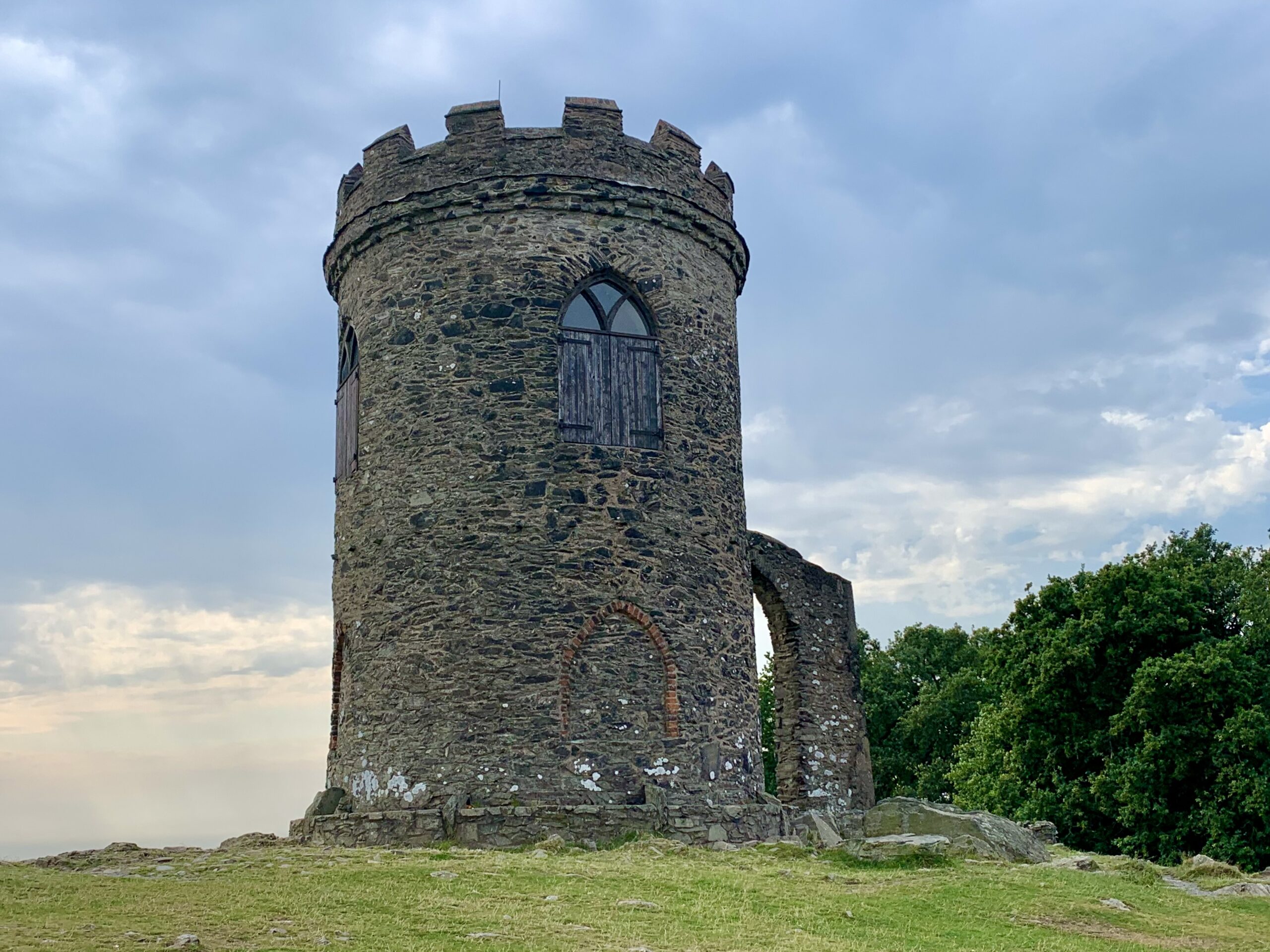 Spike Milligan: ‘Follies of the Wise’ – The Folly Flâneuse