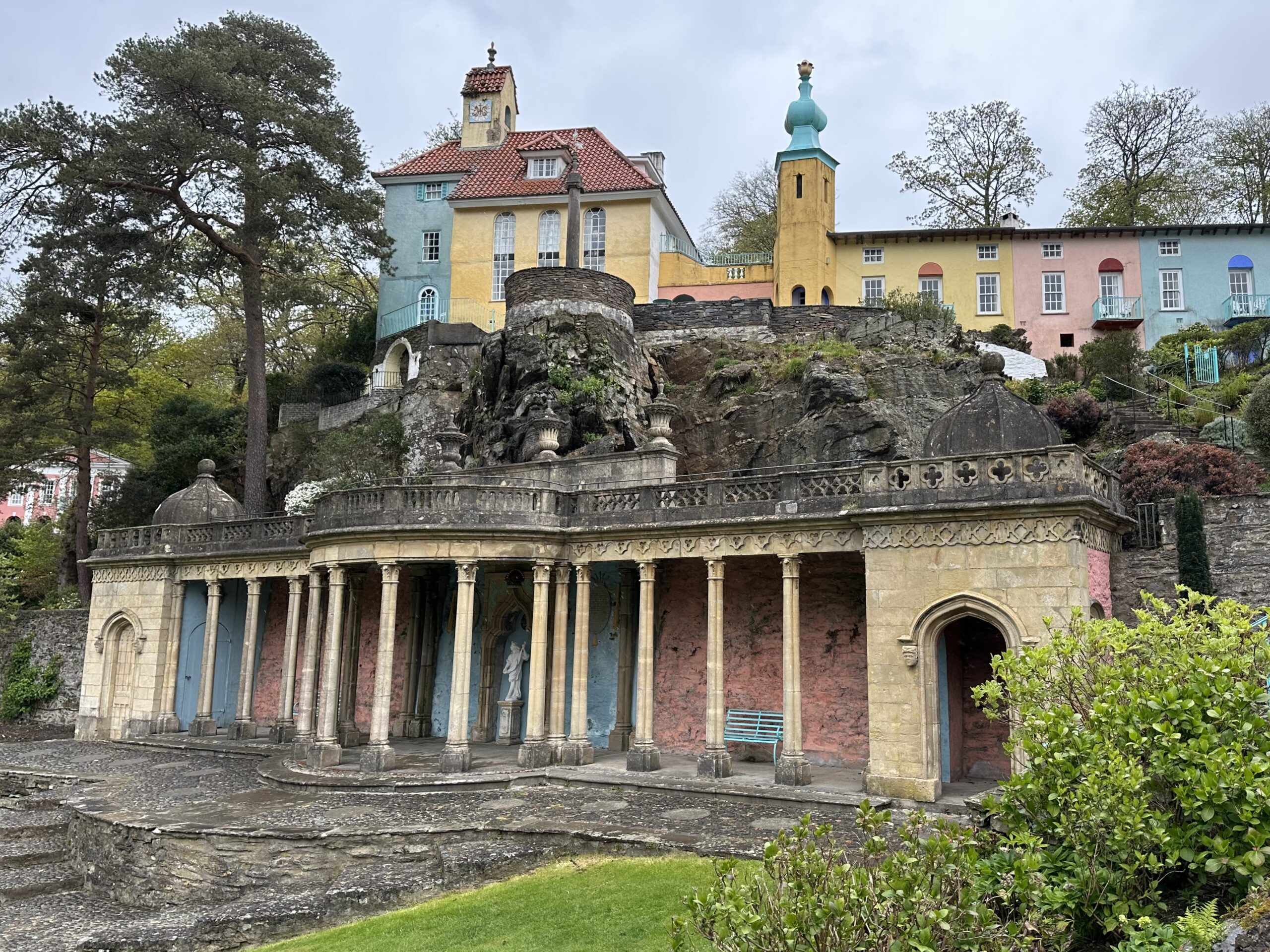 The Bristol Colonnade, Portmeirion, Gwynedd – The Folly Flaneuse