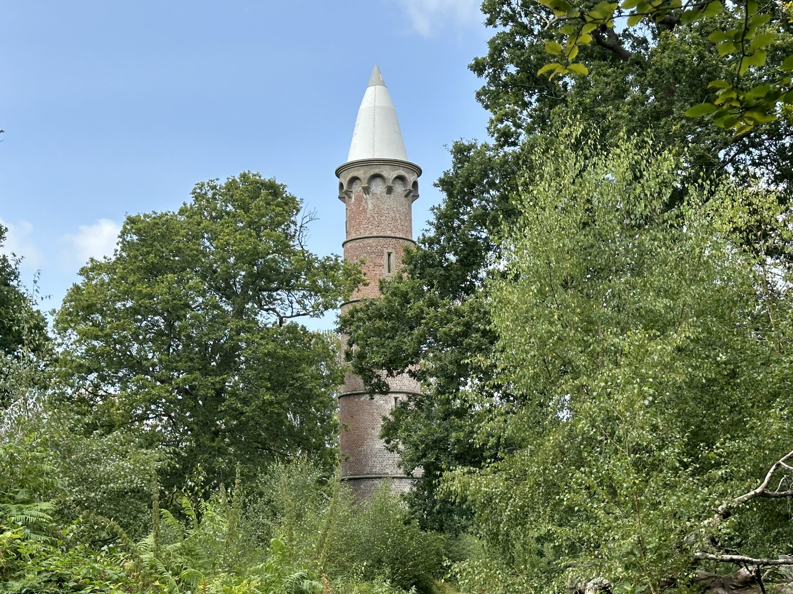 Saxonbury Tower, Eridge Park, East Sussex – The Folly Flaneuse